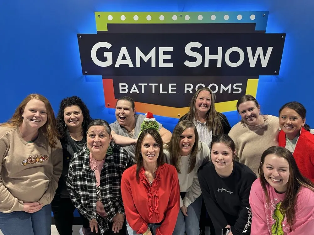 Game Show Battle Room - Team Building | teambuilding.com