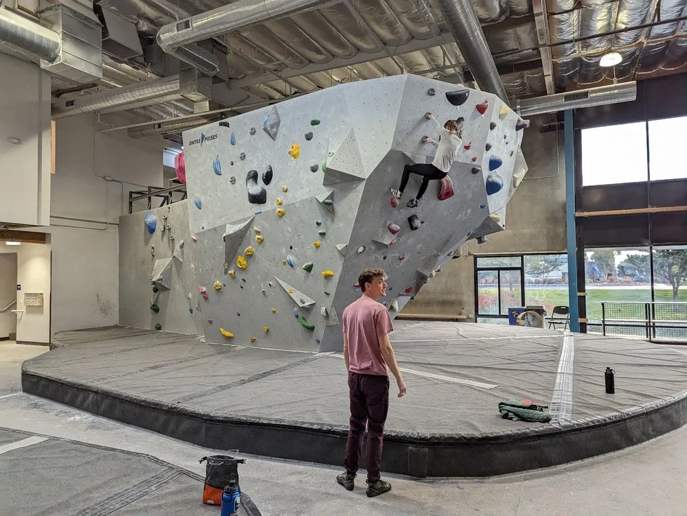 Mesa Rim Climbing Center - Mira Mesa - Team Building | teambuilding.com