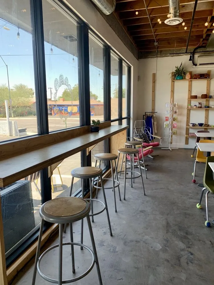 PIP Coffee + Clay - Team Building | teambuilding.com