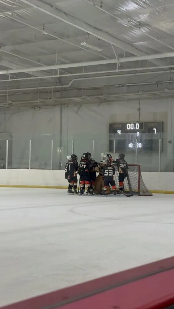 The Rinks - Lakewood ICE - Team Building | teambuilding.com