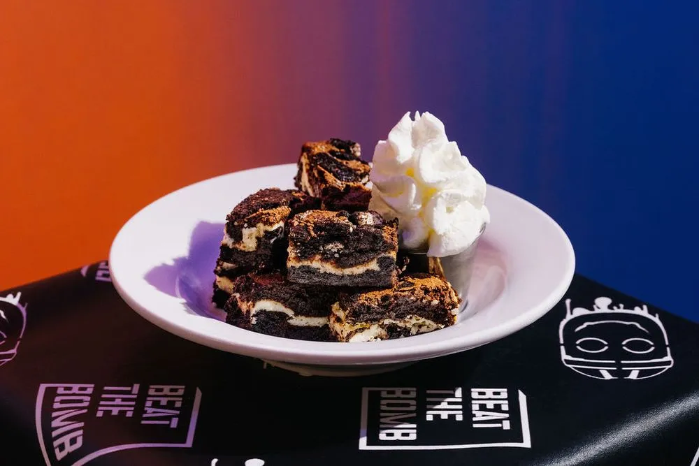 Beat The Bomb Houston - Team Building | teambuilding.com